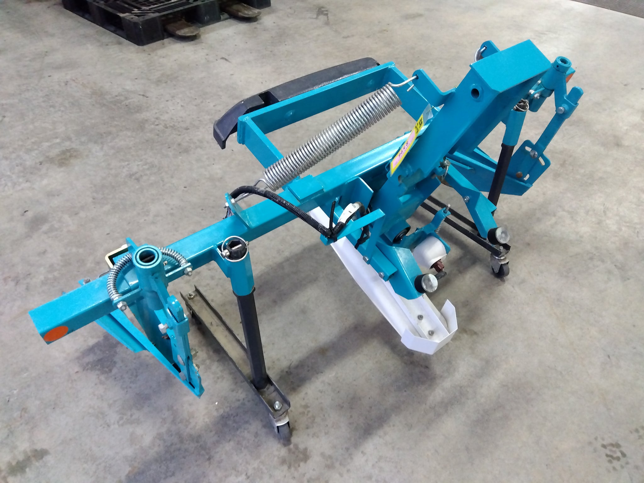 クボタ 中古 田植機用アタッチメント 水田溝切機 SM-2NU (8396) – 農キング