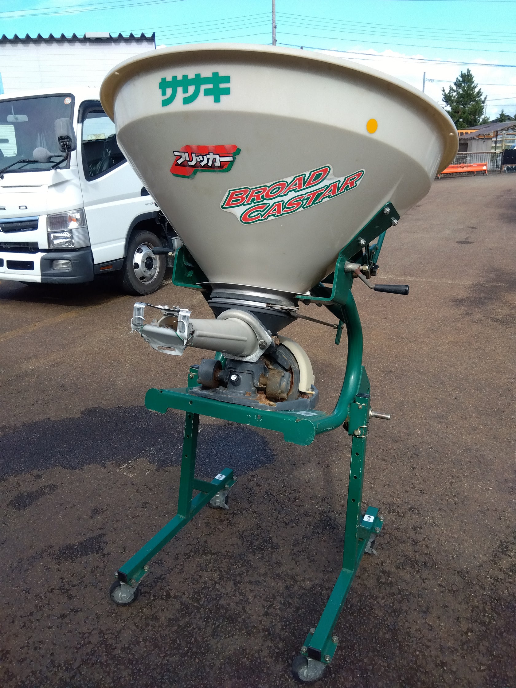 ササキコーポレーション 中古 ブロードキャスター CF200 【山形店 9400】 – 農キング
